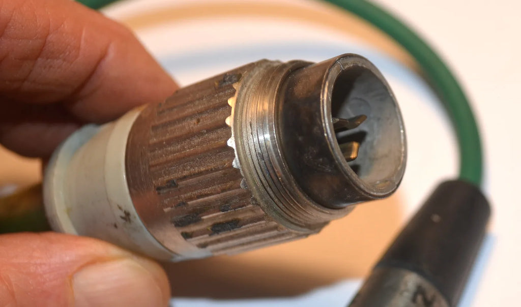 Tuchel male 3 pin to XLR male cable – Dan Alexander Audio