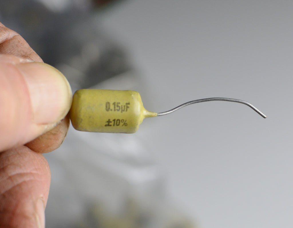 Mullard Mustard Caps .15uF Capacitors 10% 160 Volts – Dan Alexander Audio